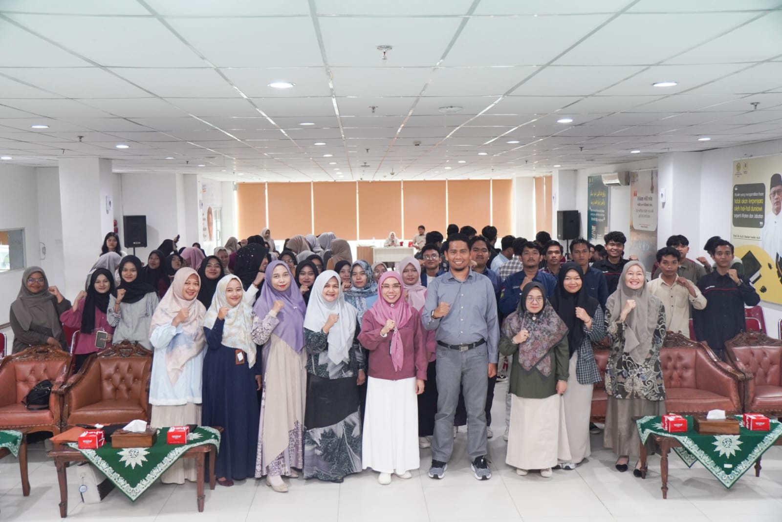 Sosialisasi Program Pembinaan Mahasiswa Wirausaha UMRI Tahun 2025 | UMRI